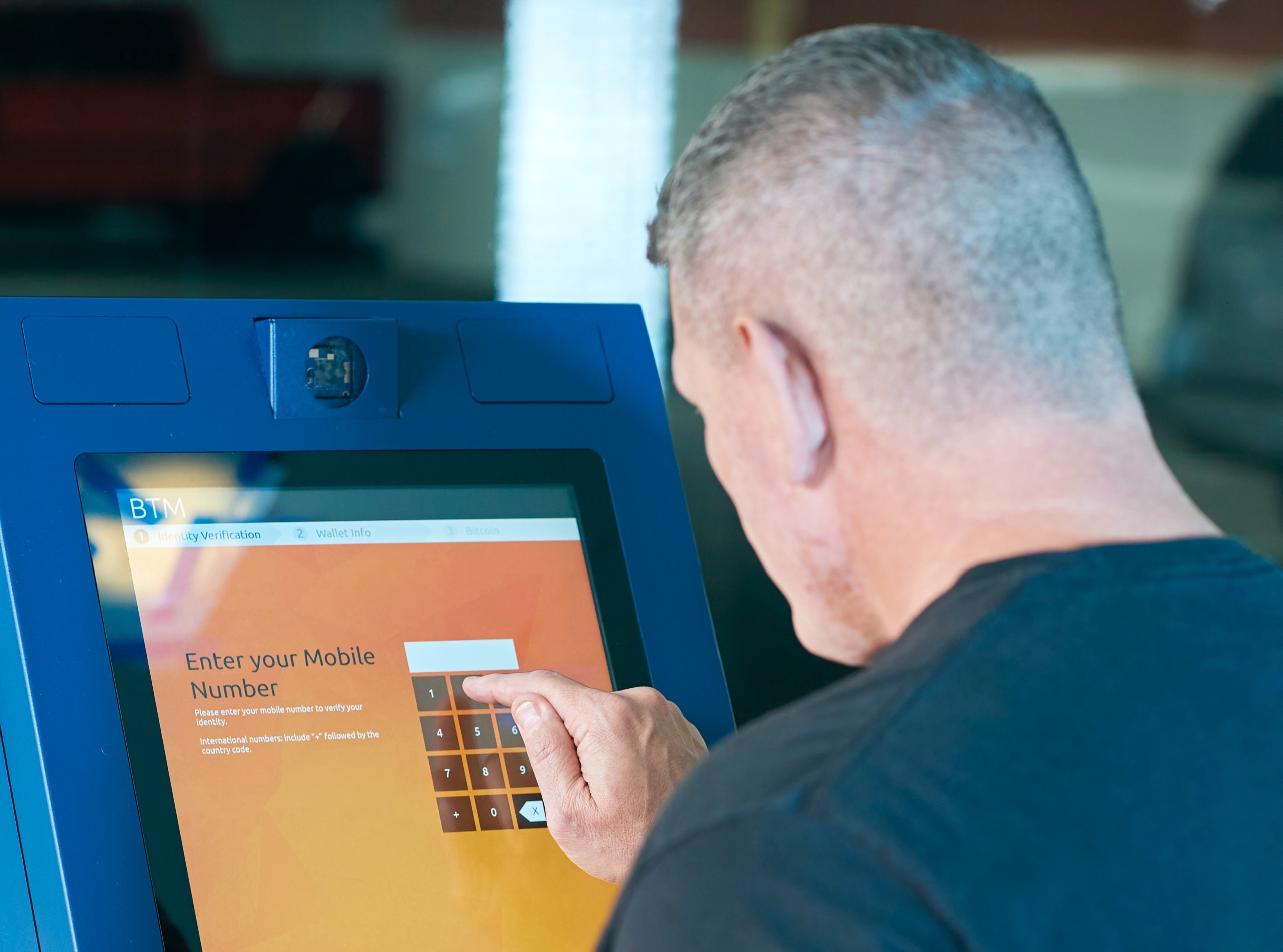 Crypto ATM Scammers – GMA